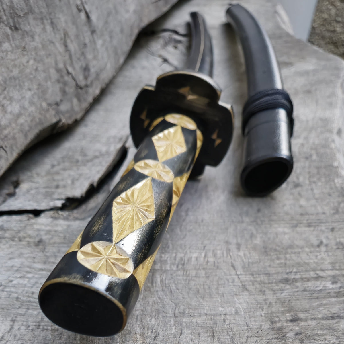 Wooden Bokken Daito Deluxe Asanoha 102 cm (40.1 inch) with plastic say – Bokuto Shop