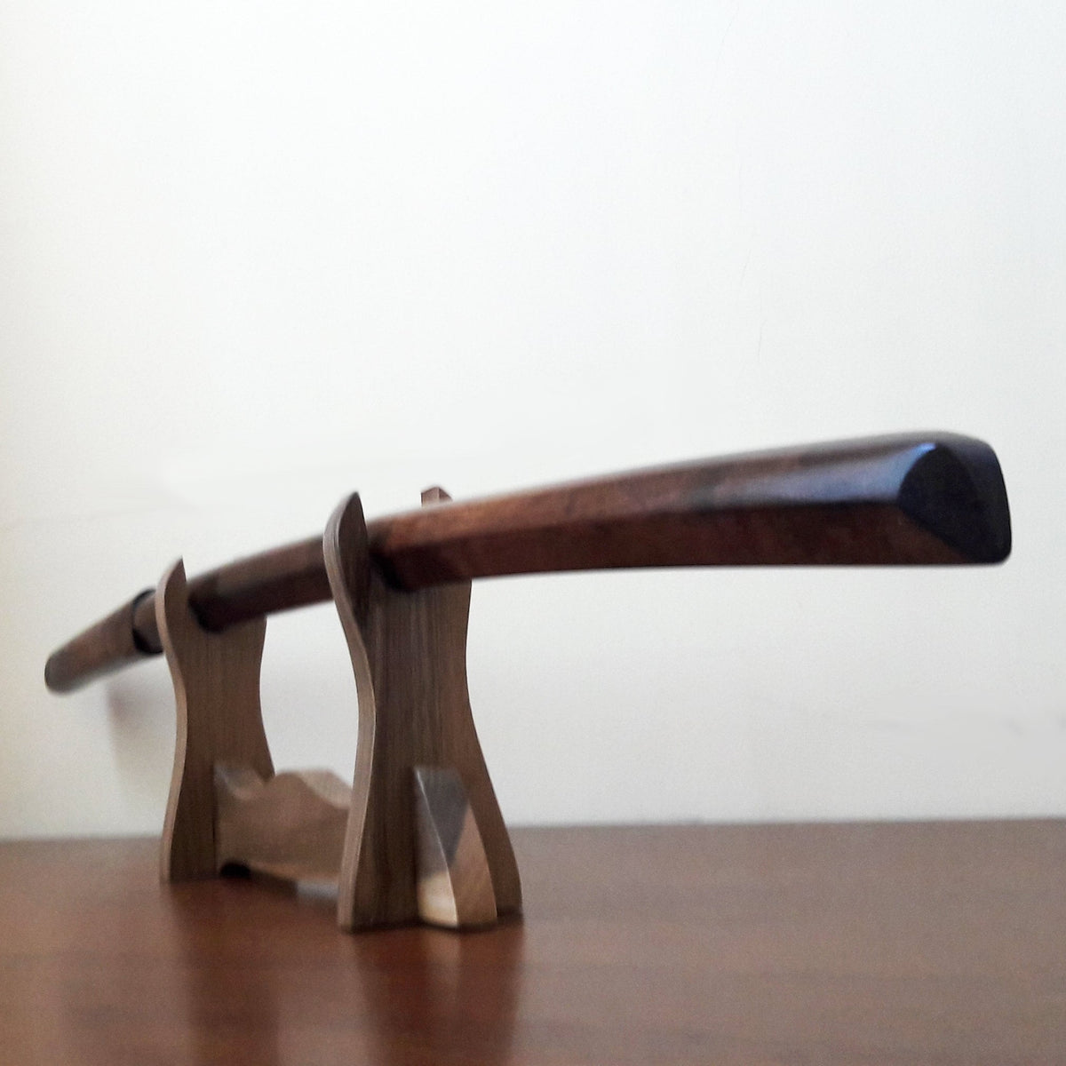 Japanese Bokken Daito 102 (40.1")- Aikido, Kendo - European Hornbeam – Bokuto Shop