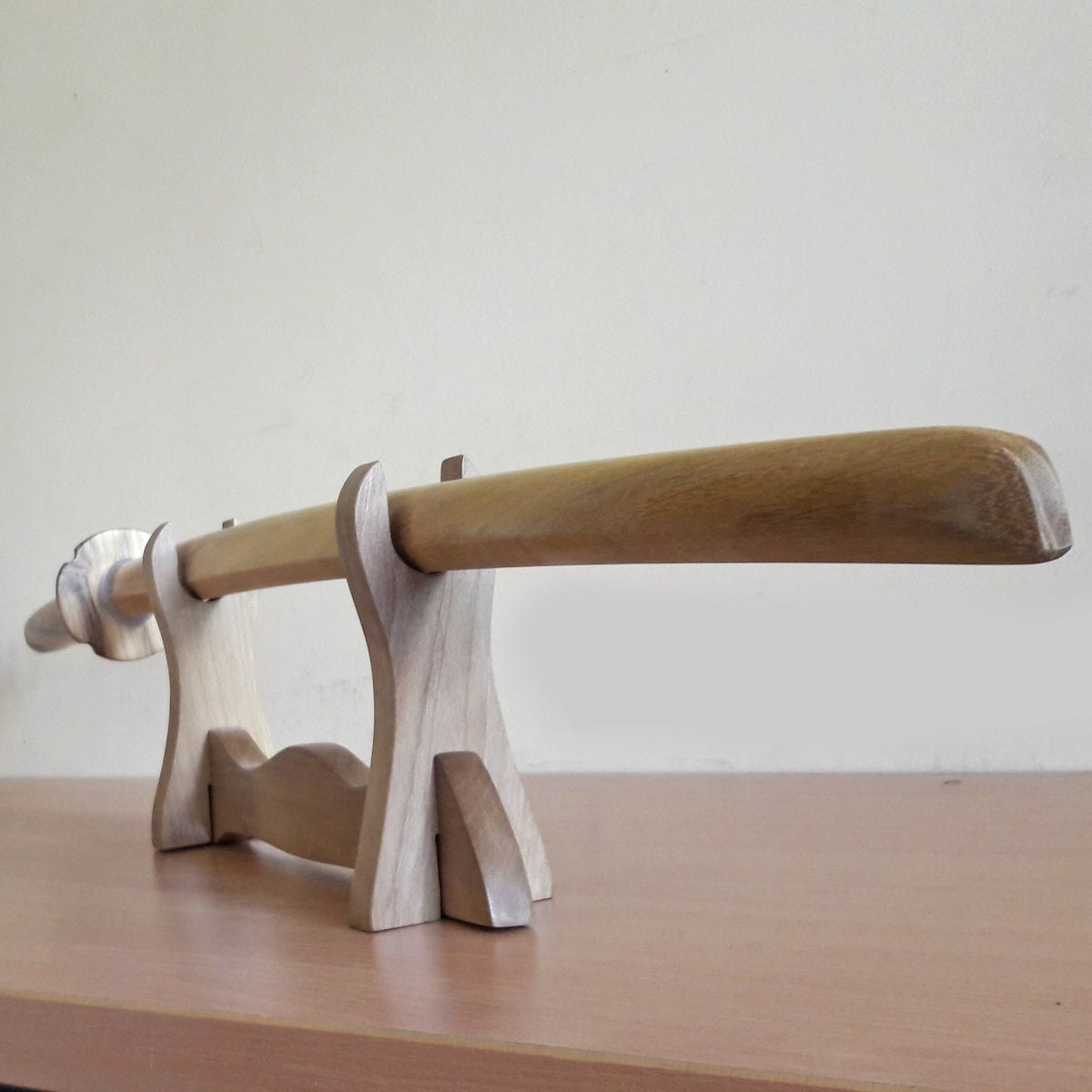 Japanese Bokken Daito 102 (40.1") with tsuba - Aikido,Kendo - Robinia – Bokuto Shop